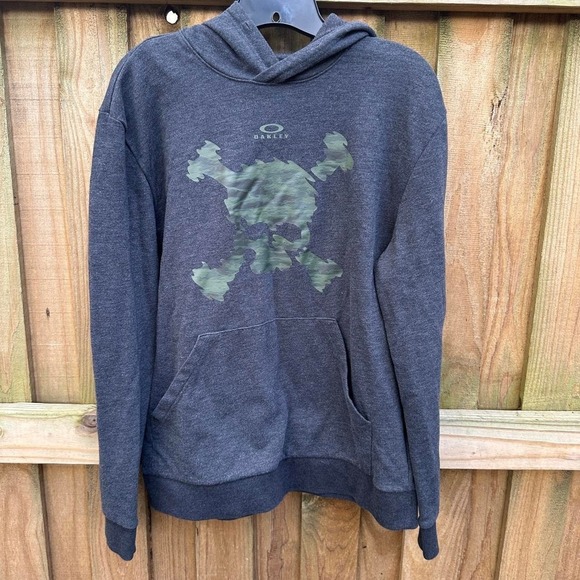 Oakley | Shirts | Oakley Grey Center Logo Camo Skull And Bones Graphic ...